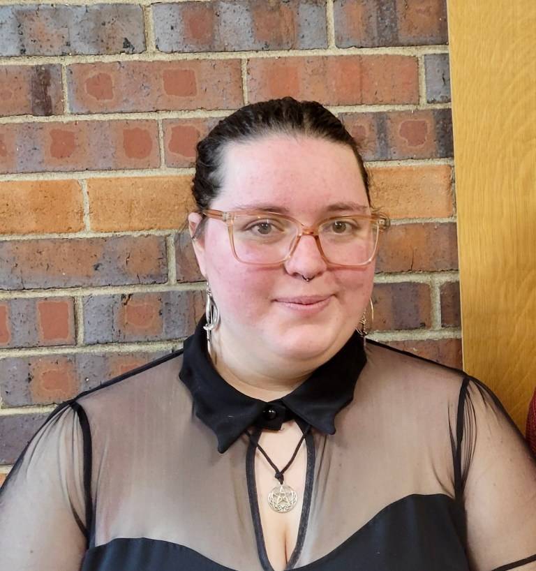 The Bert & Phyllis Lamb Prize in Political Science | Rewarding ...